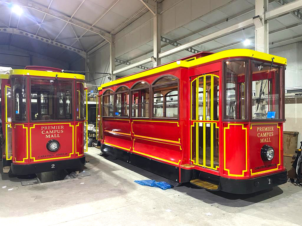 2 Unit Electric Big Passenger Trams Completed For South Korea ...