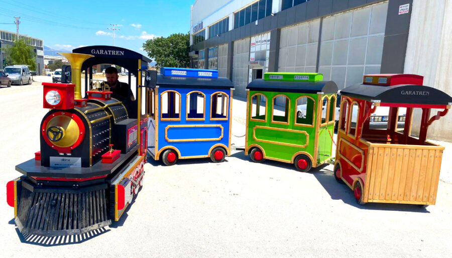 How Mini Electric Trackless Trains are Changing the Tourism Industry ...